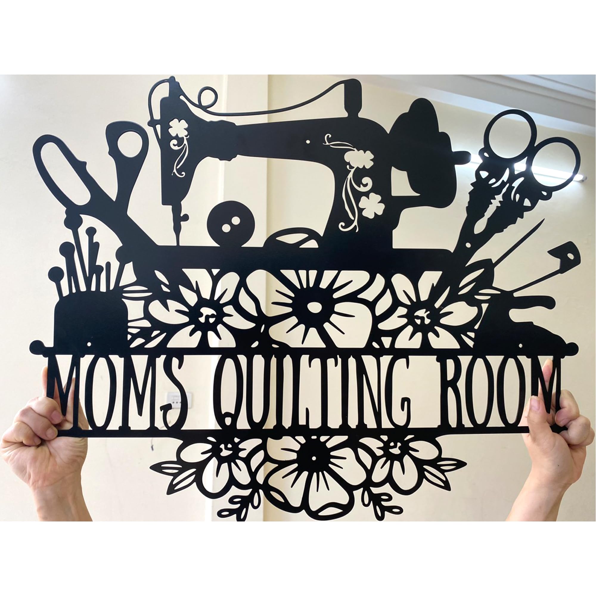 Amazon.com: Pamaheart Personalized Quilting Room Sign, Mom's Quilting ...