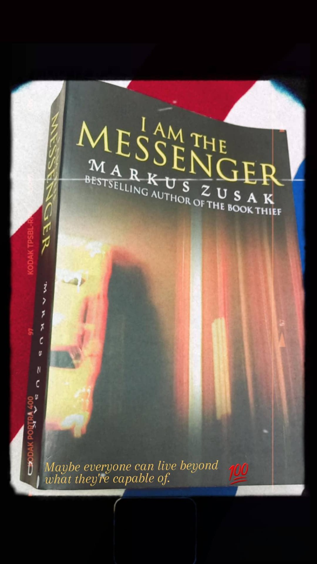 I Am the Messenger : Zusak, Markus: Amazon.in: Books