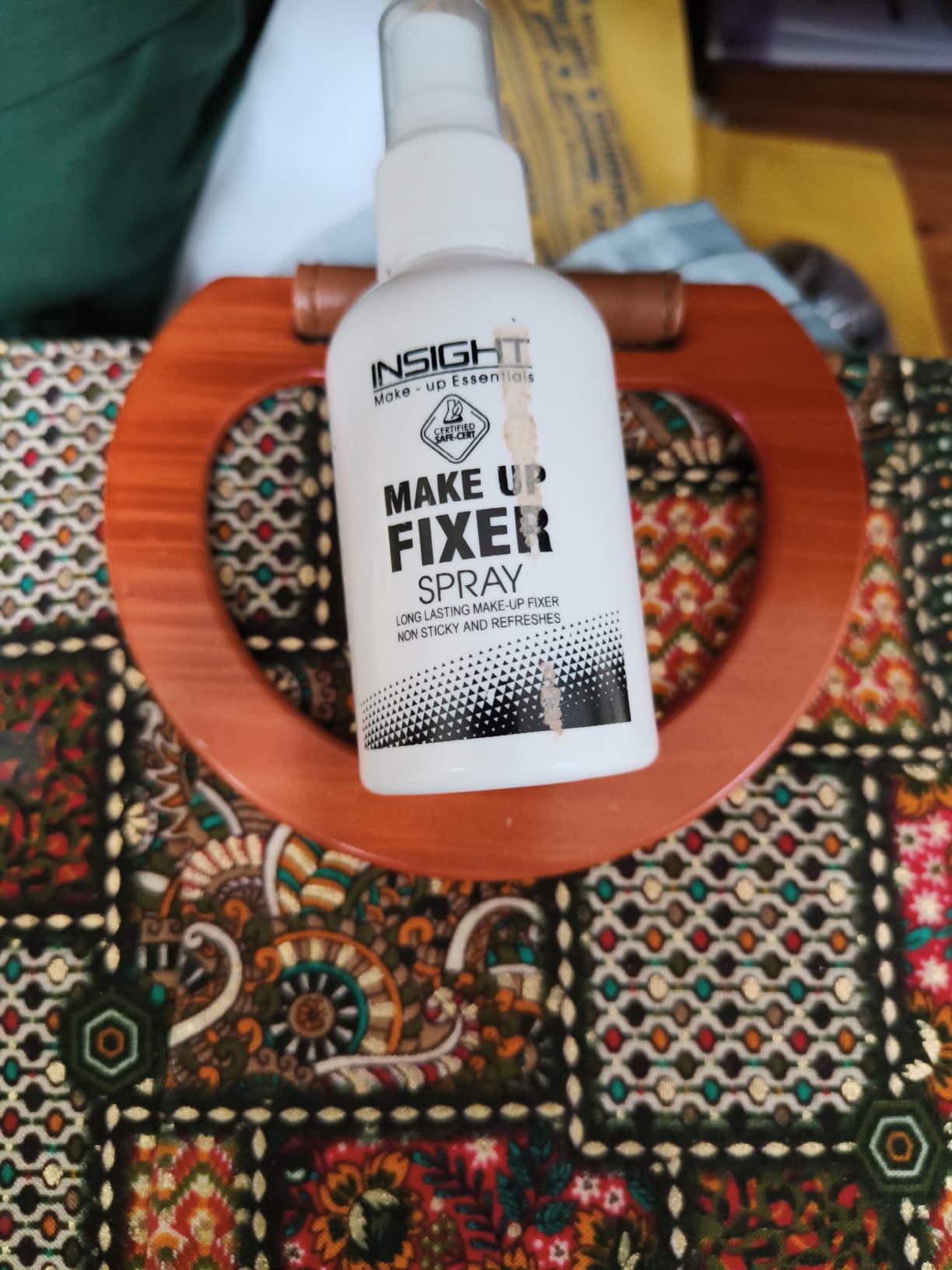 Buy INSIGHT Makeup Fixer Spray 75ml, Transparent, 1 count Online at Low ...