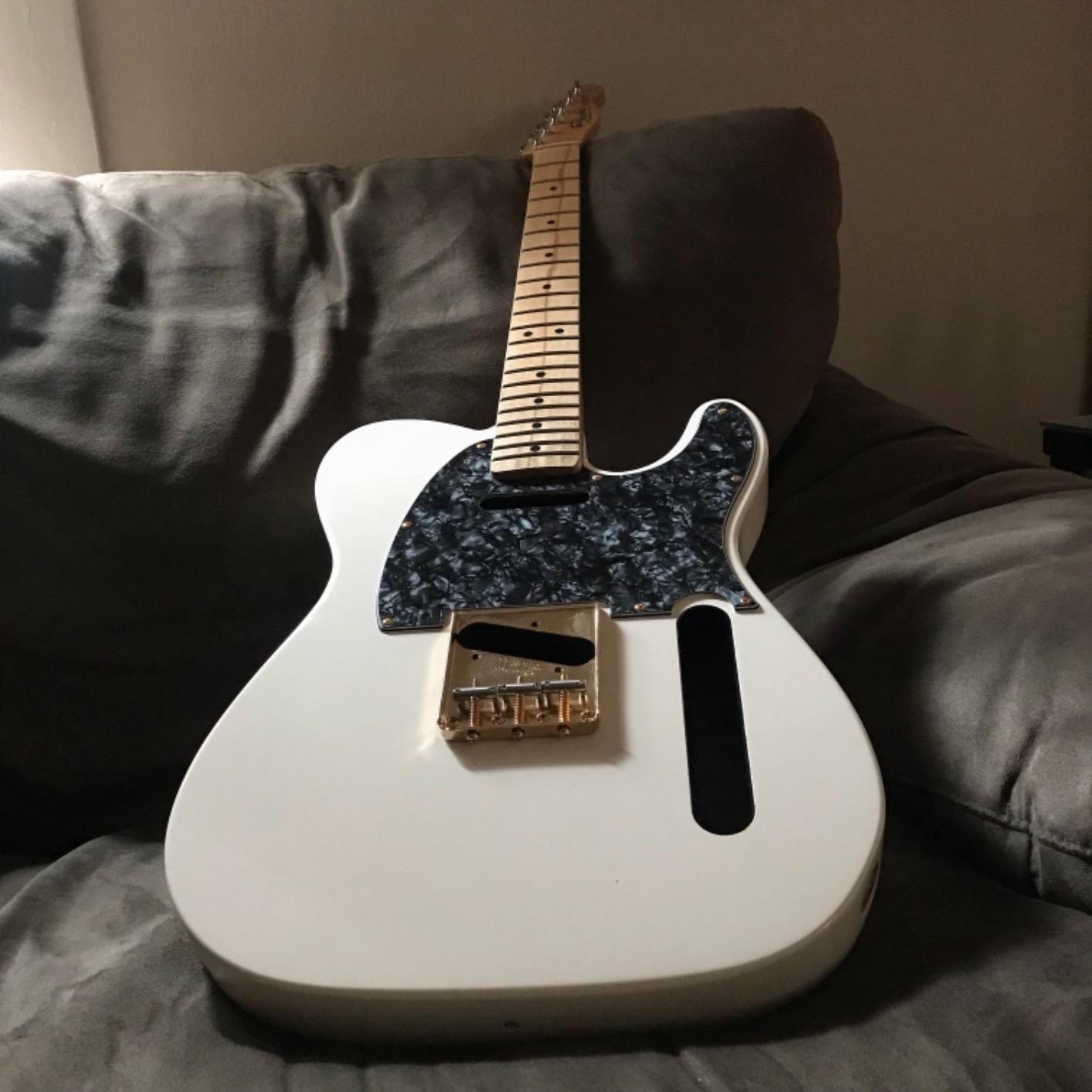 Amazon.com: Fender 3-Saddle American Vintage Telecaster Bridge Assembly ...