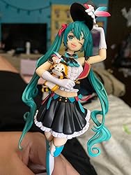 Amazon.com: Furyu Hatsune Miku x Rascal Special Figure : Toys & Games