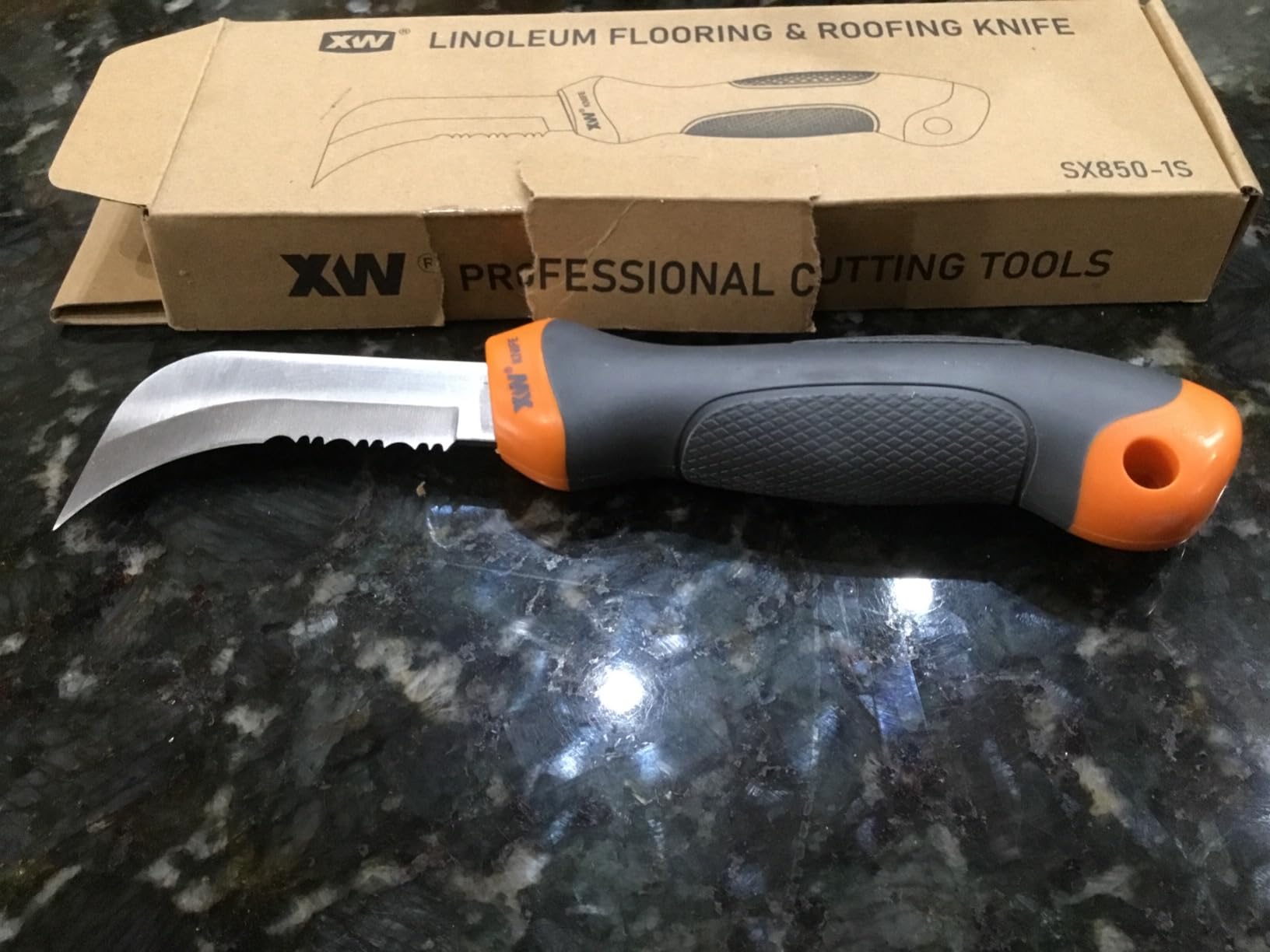XW Linoleum Flooring and Roofing Knife with Stainless Steel Hook Blade ...