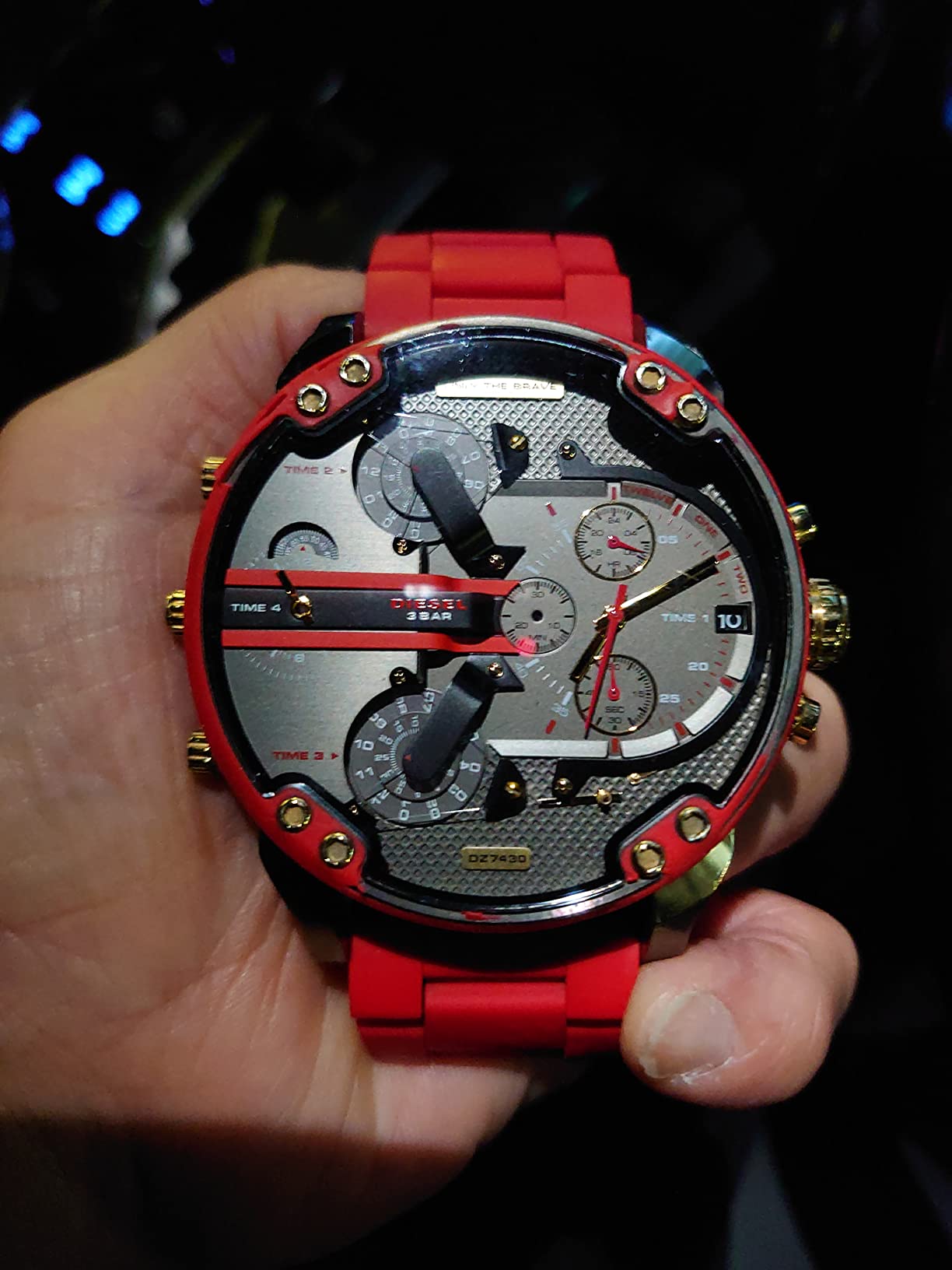 Amazon.co.jp: [Diesel] 腕時計 MR.DADDY 2.0 DZ7430 メンズ : ファッション