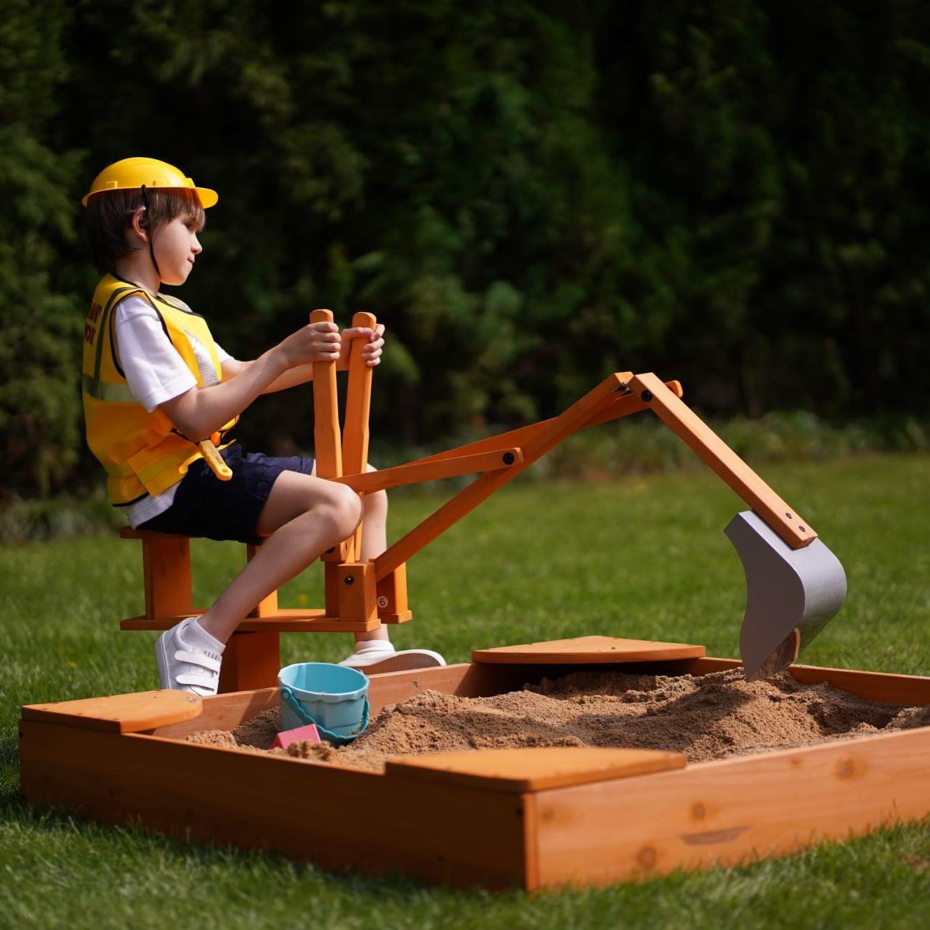 Amazon.com: Avenlur Excavator: All-Season Sandbox Digging Toy with ...