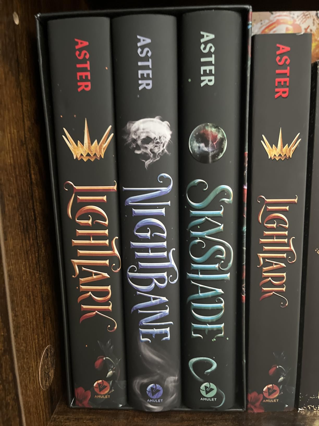 The Lightlark Saga: The Ultimate Box Set (Lightlark Saga Books 1-3 ...