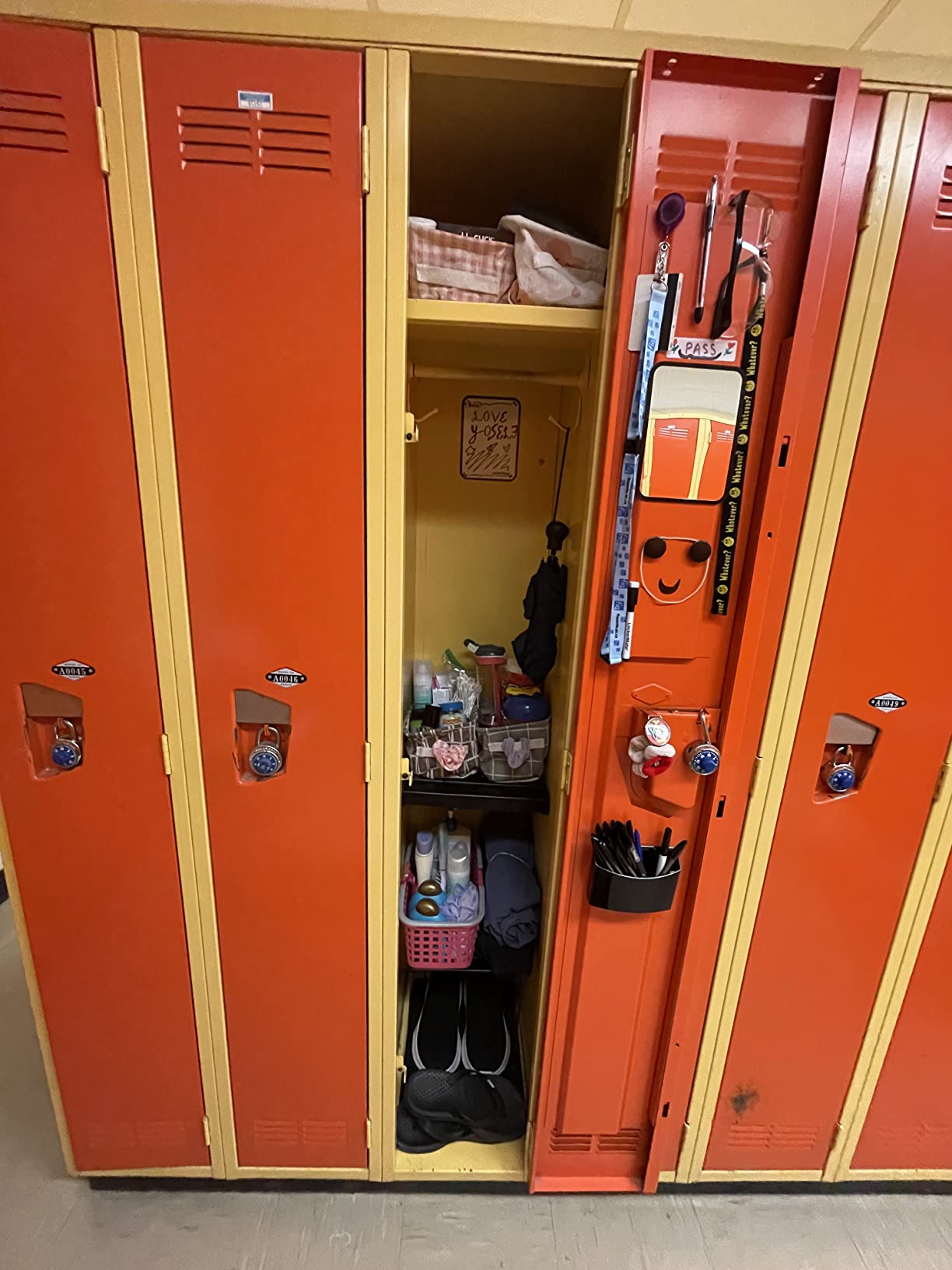 LockerMate Adjust-A-Shelf Locker Shelf, Extends to Fit Your Locker ...