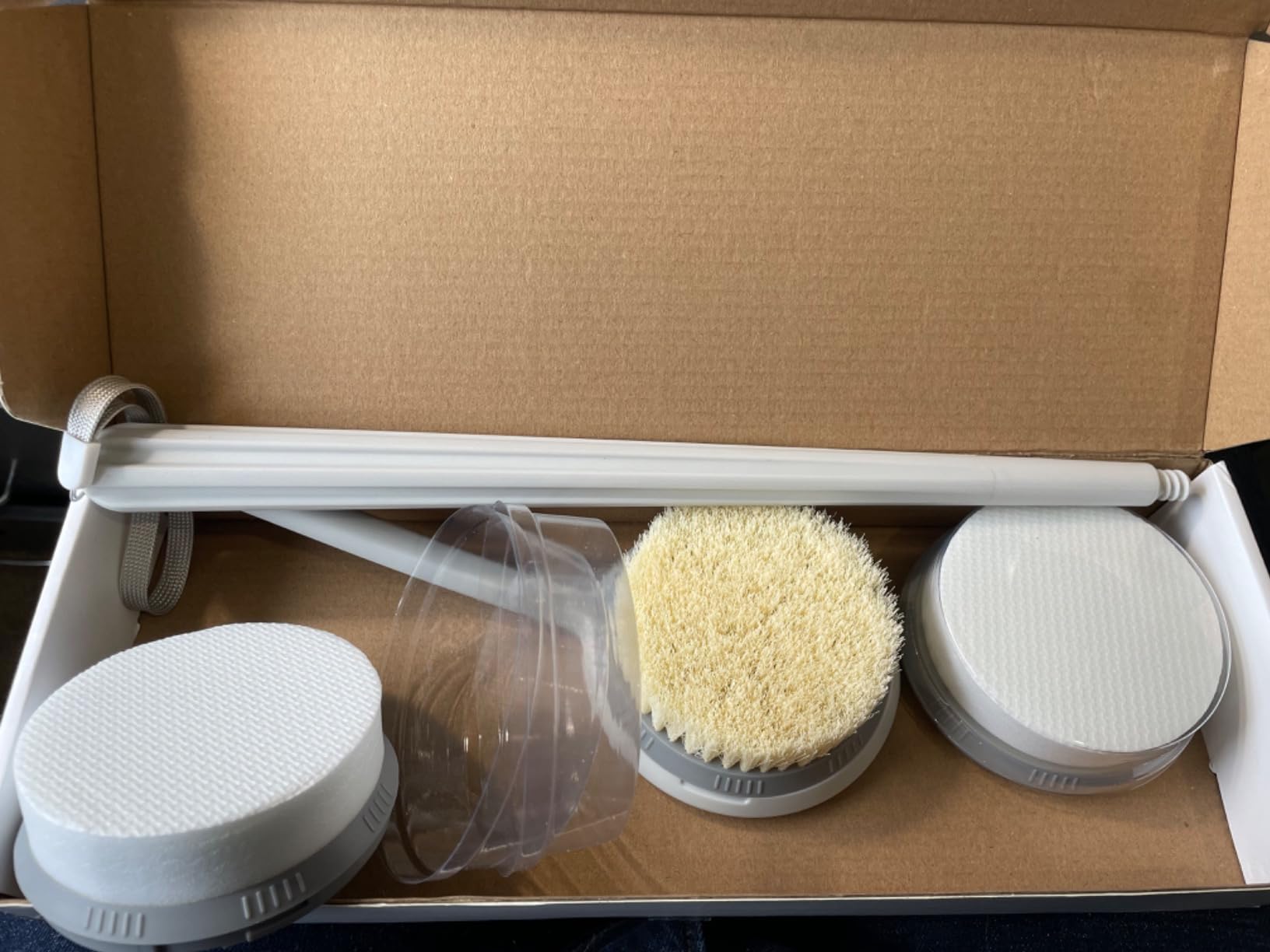 Back Scrubber for Shower in Use, 21inch Extra Long Handle Back Brush ...