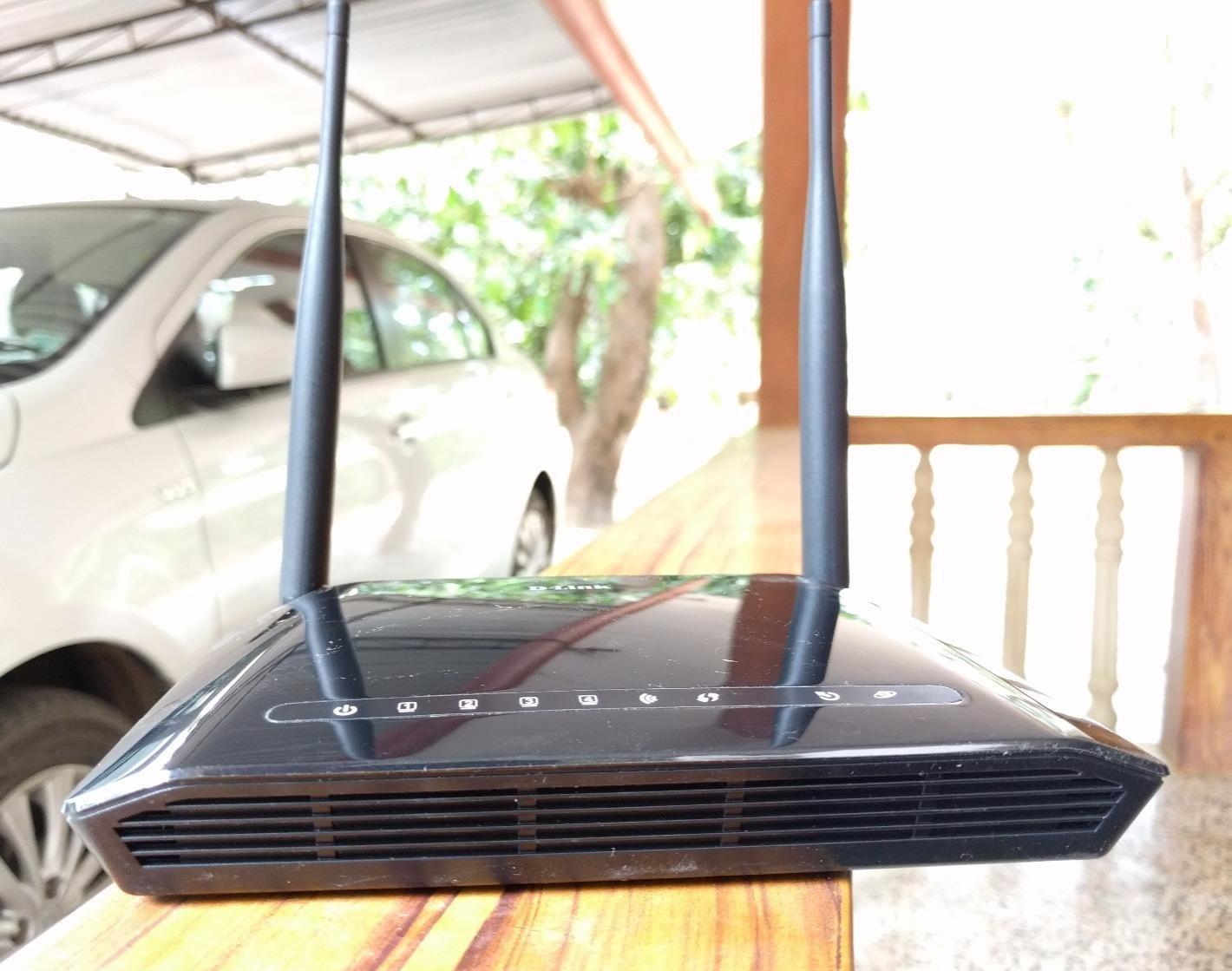 D-Link DSL-2750U Wireless N 300 ADSL2 + Router - Buy D-Link DSL-2750U ...