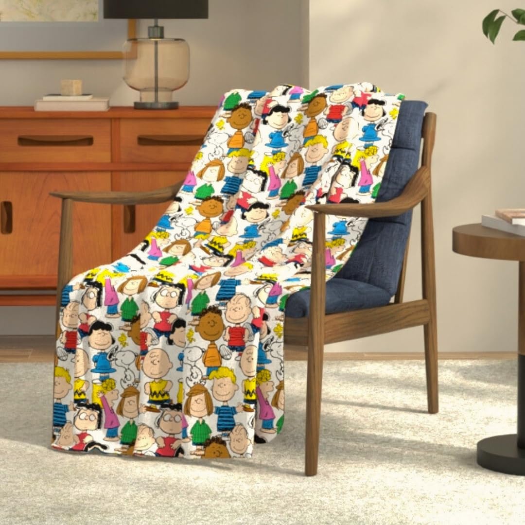 Snapklik.com : Peanuts Cozy Throw 46 In X 60 In Soft Cozy Plush For ...