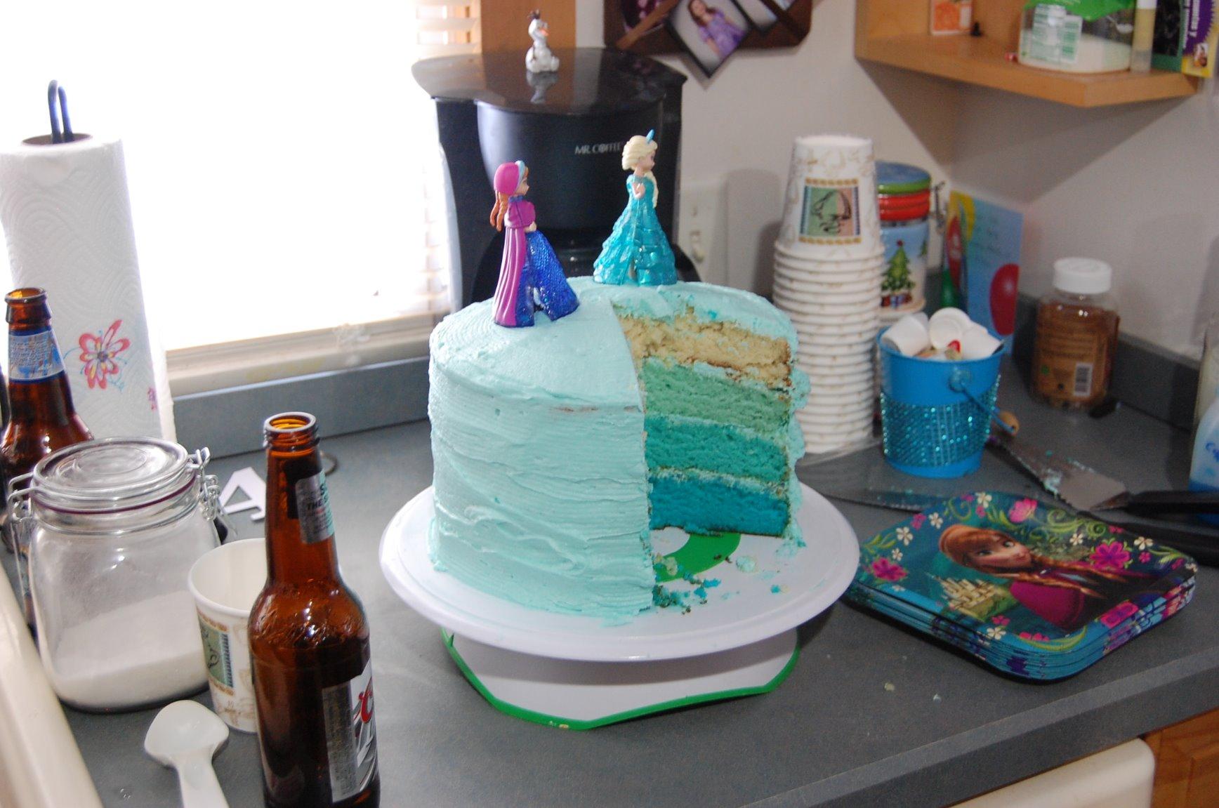 Amazon.com: Disney Frozen Glitter Glider Anna, Elsa and Olaf Doll Set ...