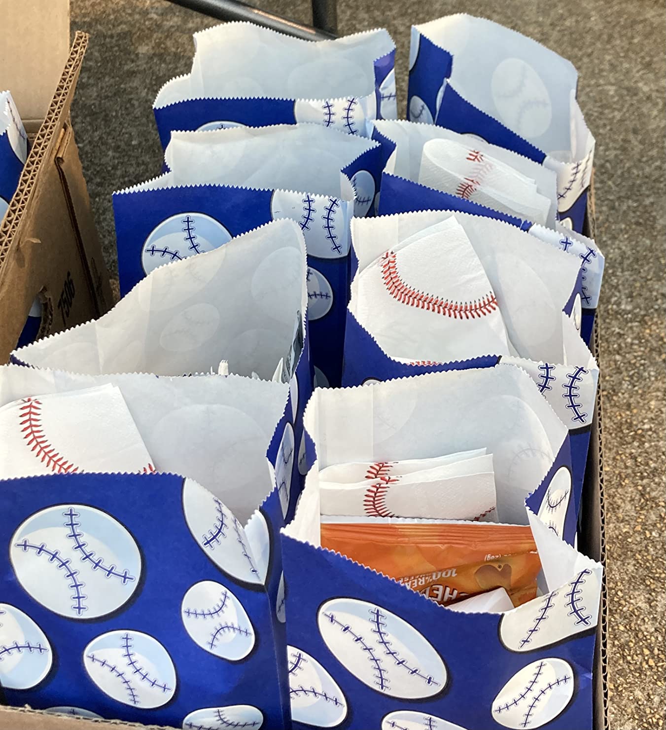 Amazon.com: 30 Pack Baseball Goodie Gift Bags Baseball Party Treat ...