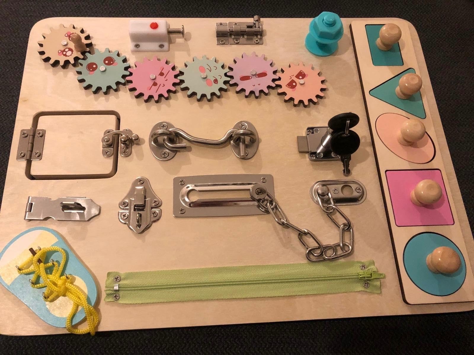 Eapura Wooden Busy Board Girls Boys,Baby Sensory Board,Multifunctional ...