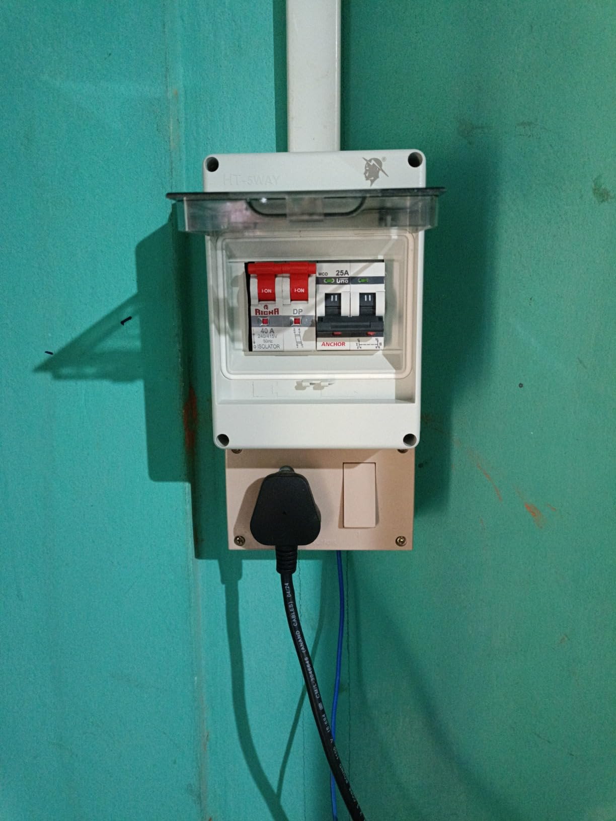 Generic 4Pole Pvc MCB box with Cover Weatherproof IP65 Rated Heavy ...