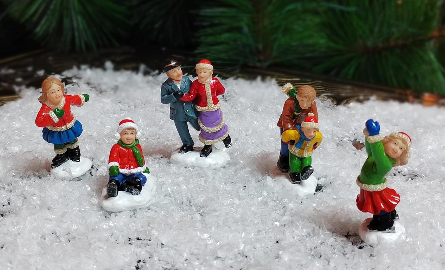 Amazon.com: MOMENTS IN TIME Set of 5 Hand-Painted Polyresin Christmas ...