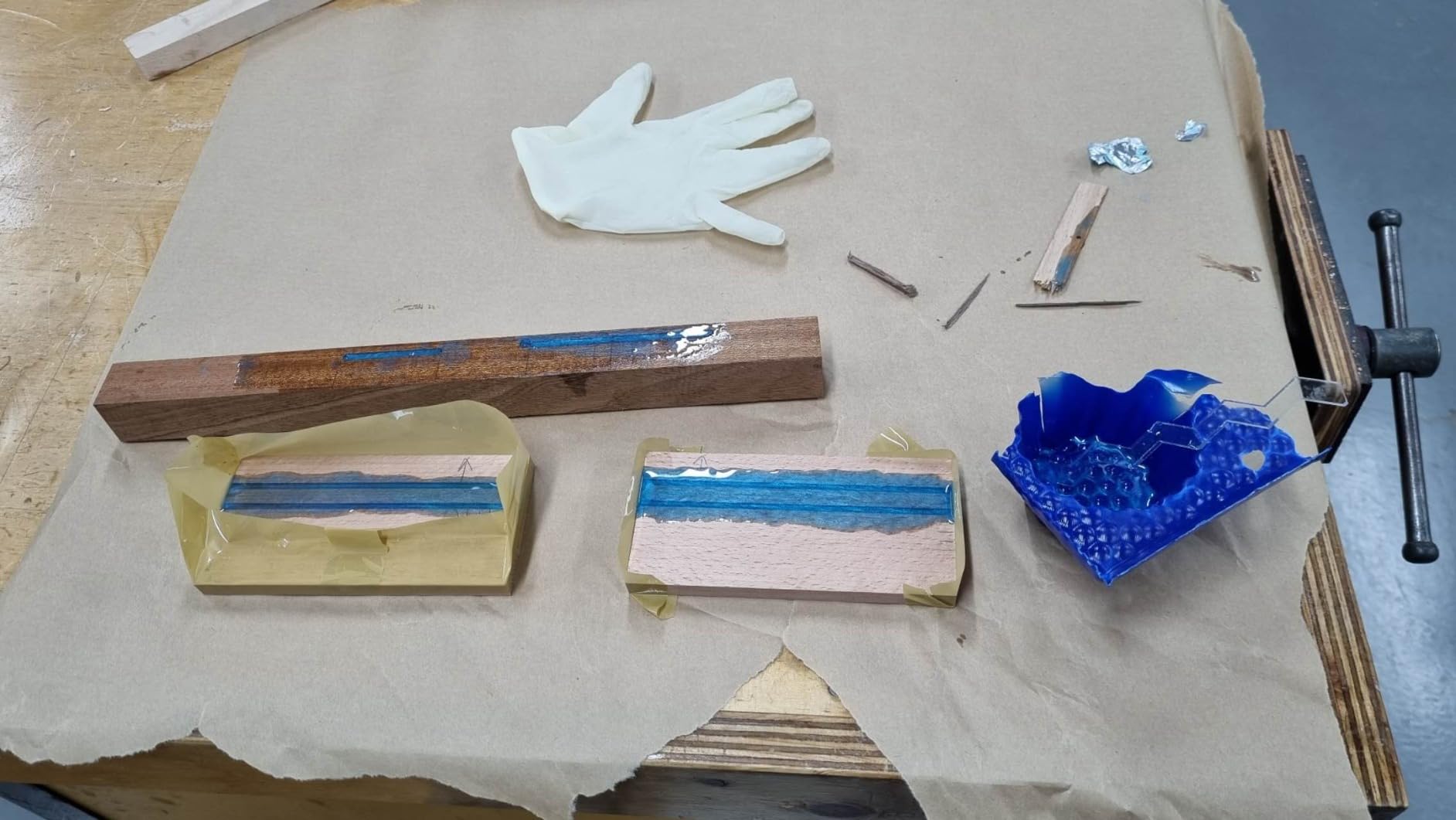 Deep Red Mica Powder for Epoxy Resin 56g / 2oz. Jar - TECHAROOZ 2 Tone ...