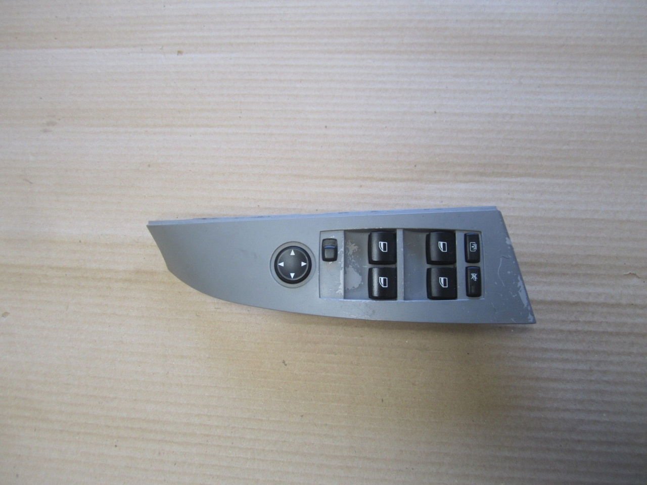 Amazon.com: BMW 61 31 6 951 916, Door Window Switch Panel : Automotive