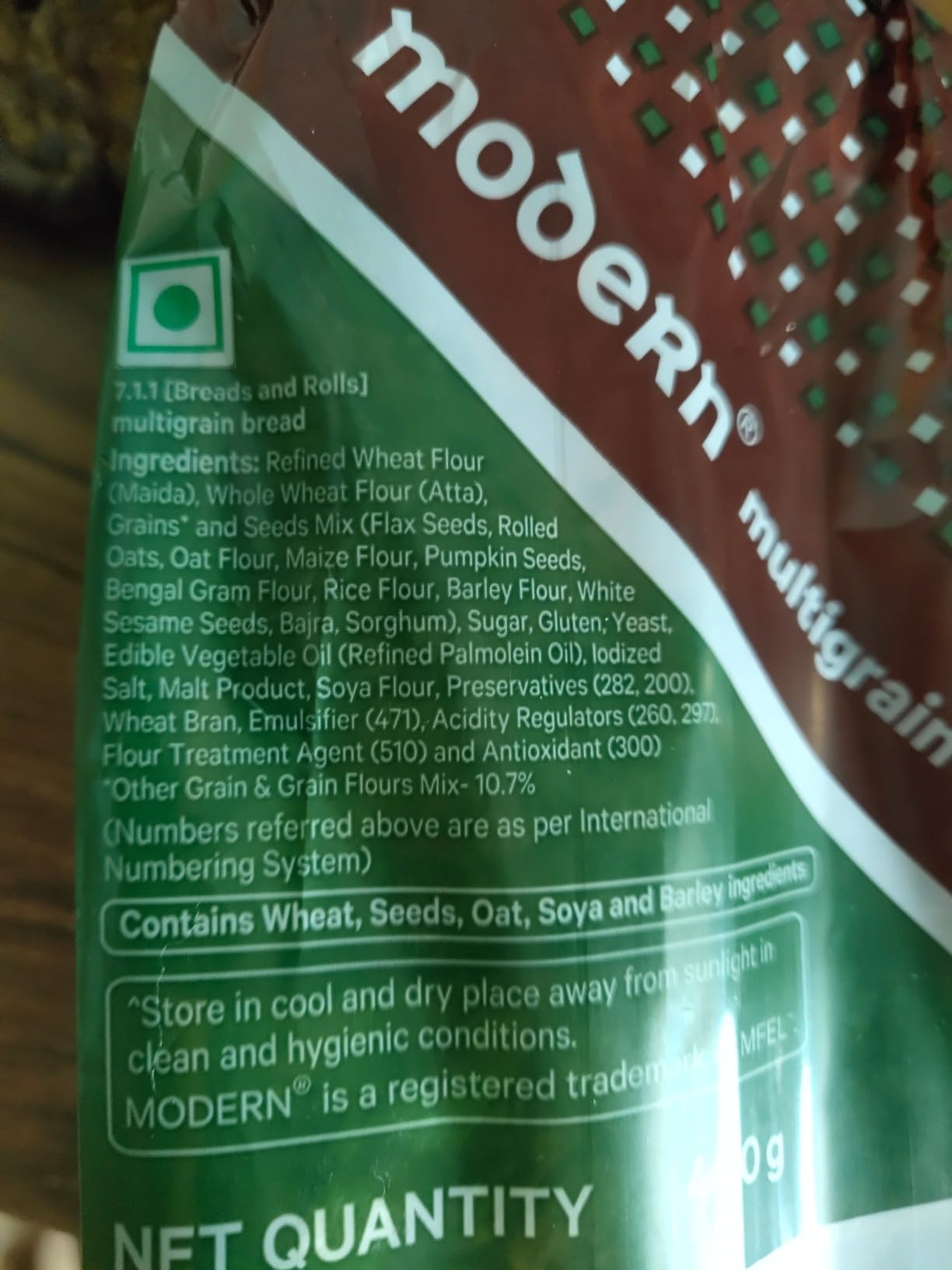 Modern Multigrain Superseed Bread, 400 g : Amazon.in: Grocery & Gourmet ...