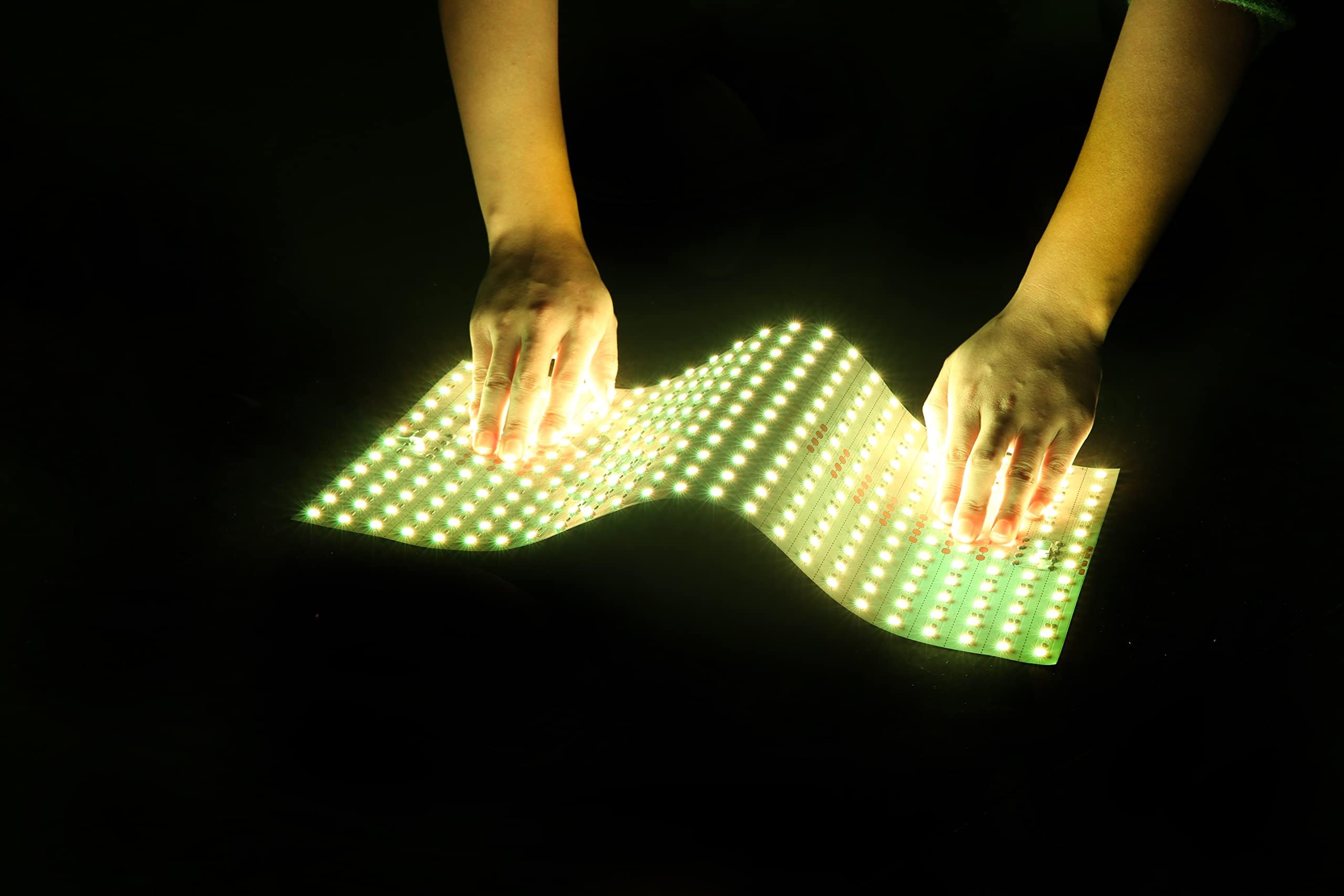 Amazon.com: Minxue 4PCS Soft LED Backlight Sheet RGB Color 65W Backlit ...