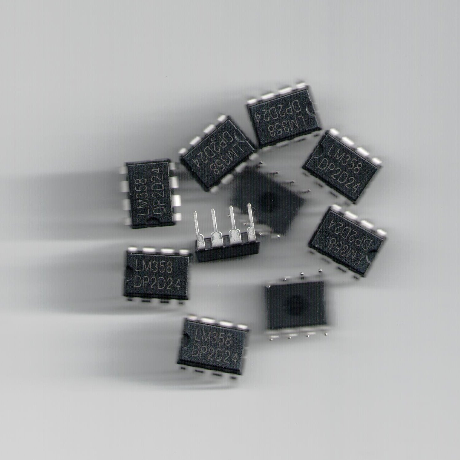 COMPONENT7 Low-power dual operational amplifiers - Pack of 10 : Amazon ...