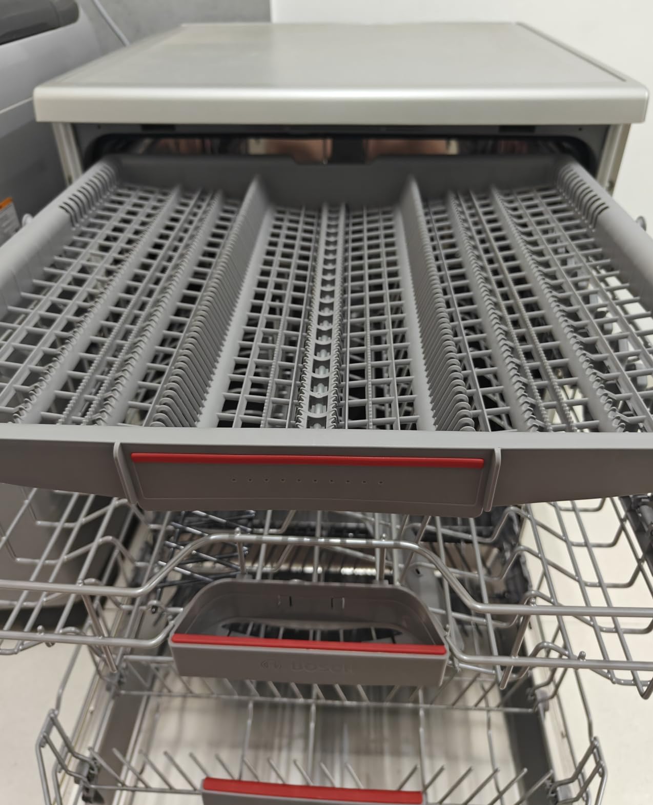 Bosch 14 Place Settings free-standing Dishwasher (SMS6HVI00I ...