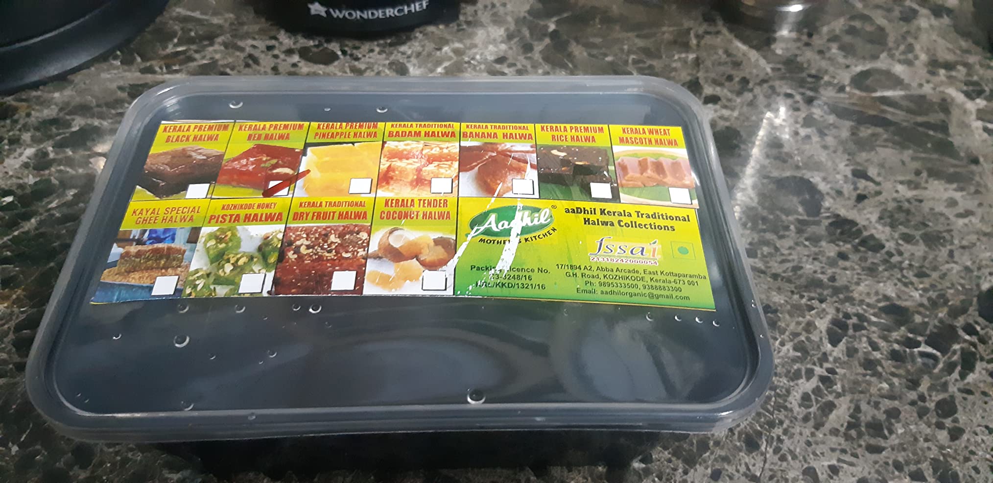 Aadhil Kerala Traditional Red Halwa Kozhikode (1 kg) : Amazon.in: Grocery & Gourmet Foods