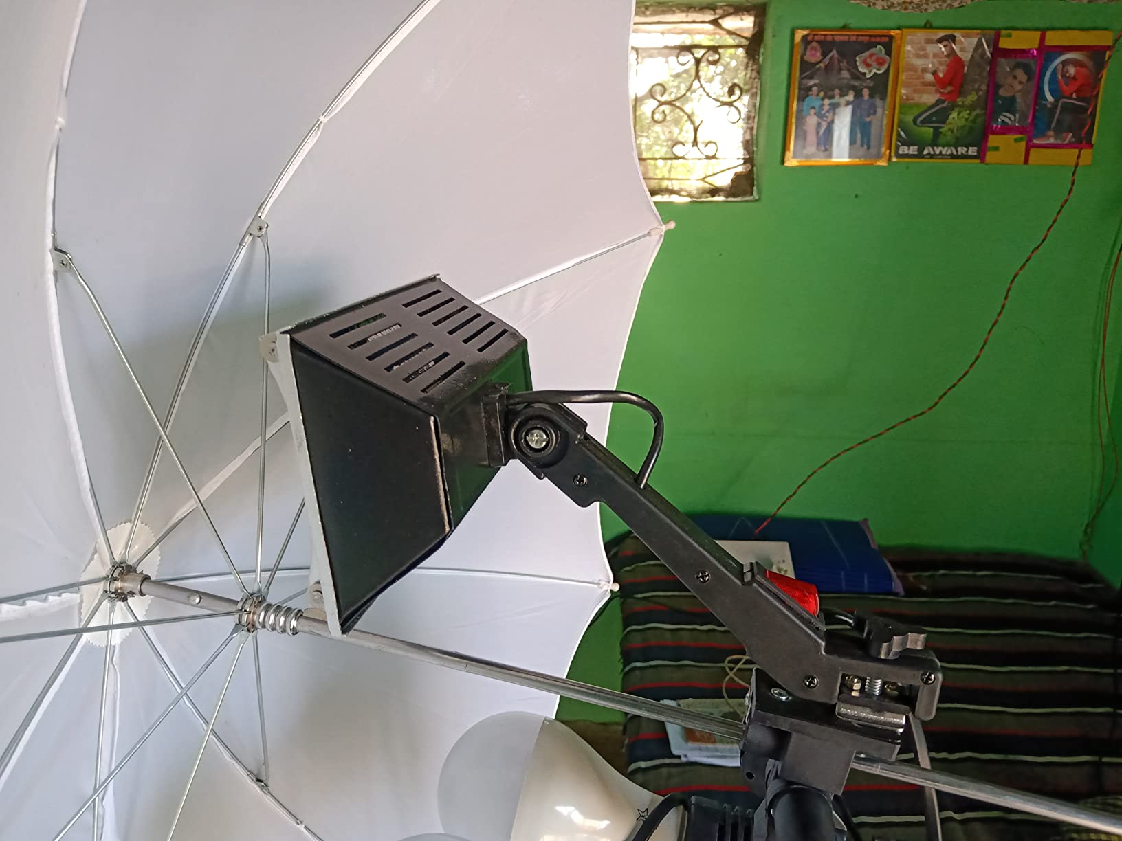 Boosty B4 Continuous Video Light with 1000 Watt Halogen Tube for Video ...