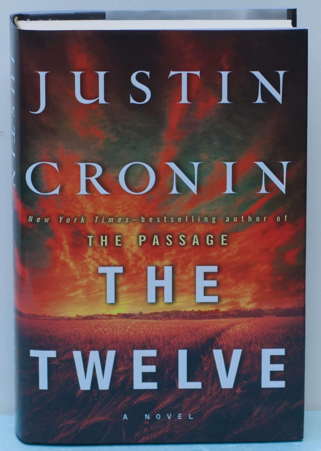 The Twelve (Passage Trilogy): Cronin, Justin: 9780385669535: Amazon.com ...