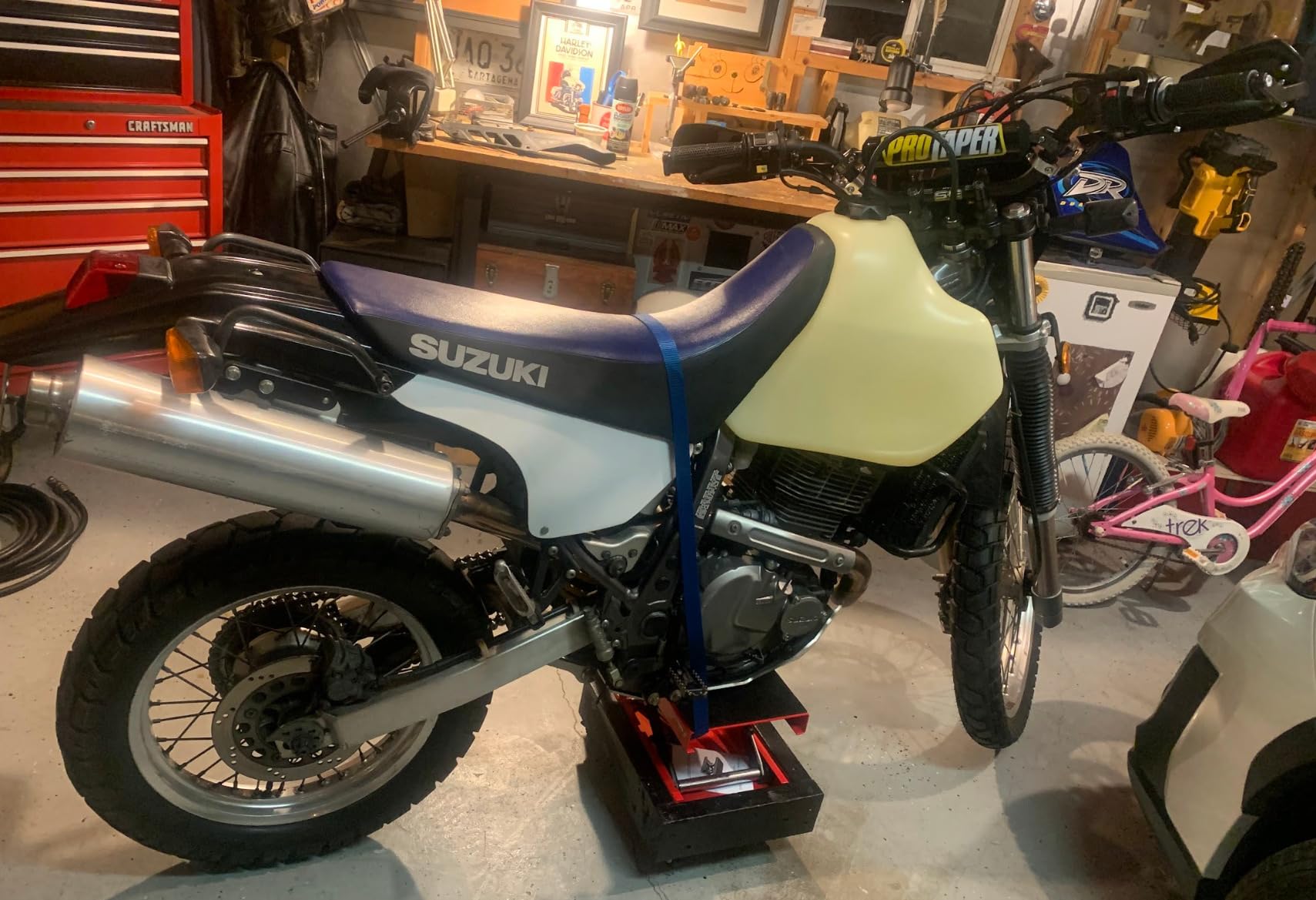 Amazon.com: IMS Large Capacity Gas Tank 4.9 Gallon Natural for Suzuki ...