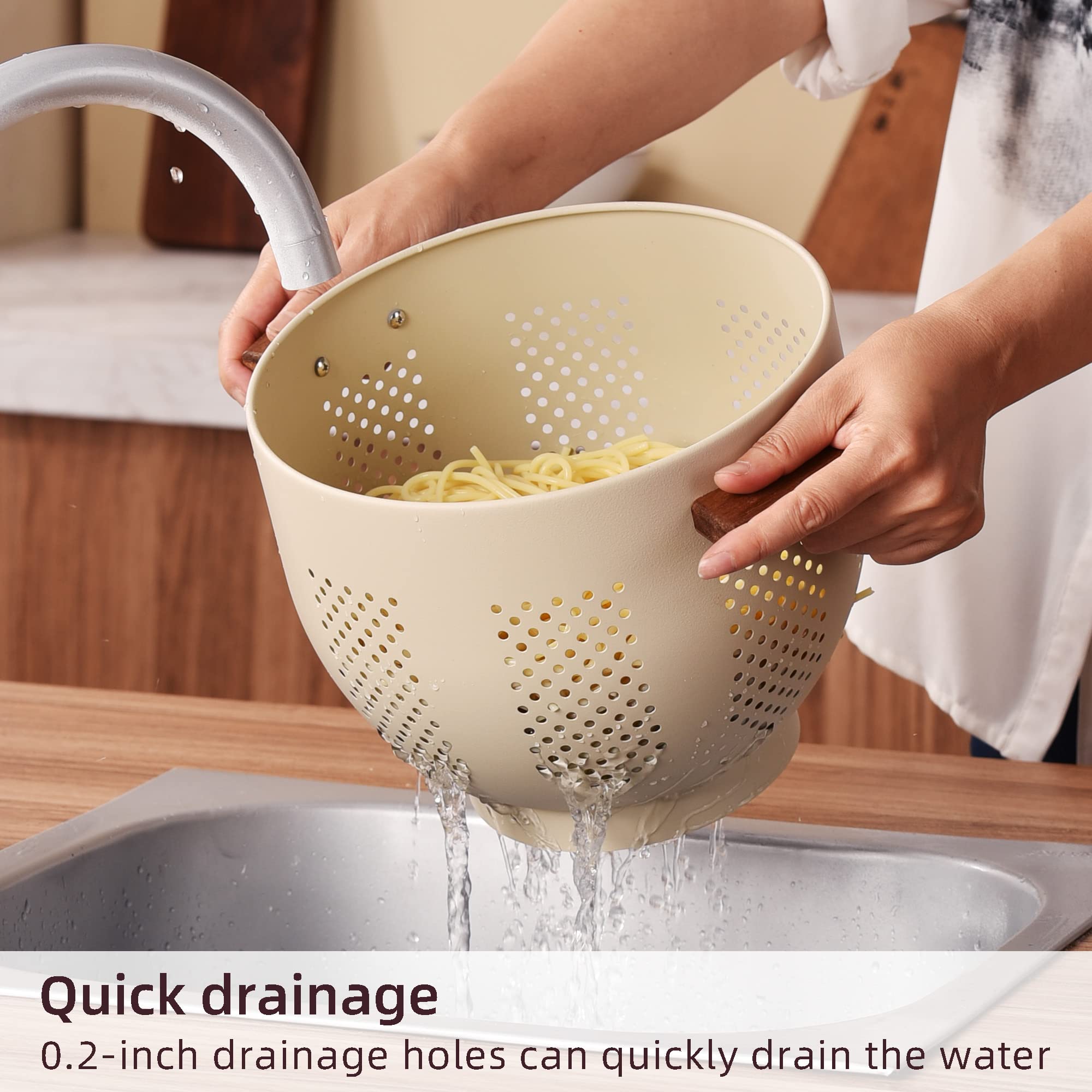 Metal Colander with Wood Handle, Powder Coated Kitchen Essential 22cm ...