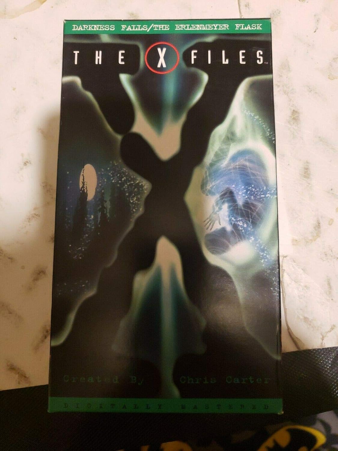 Amazon.com: The X-Files: Darkness Falls/The Erlenmeyer Flask [VHS ...