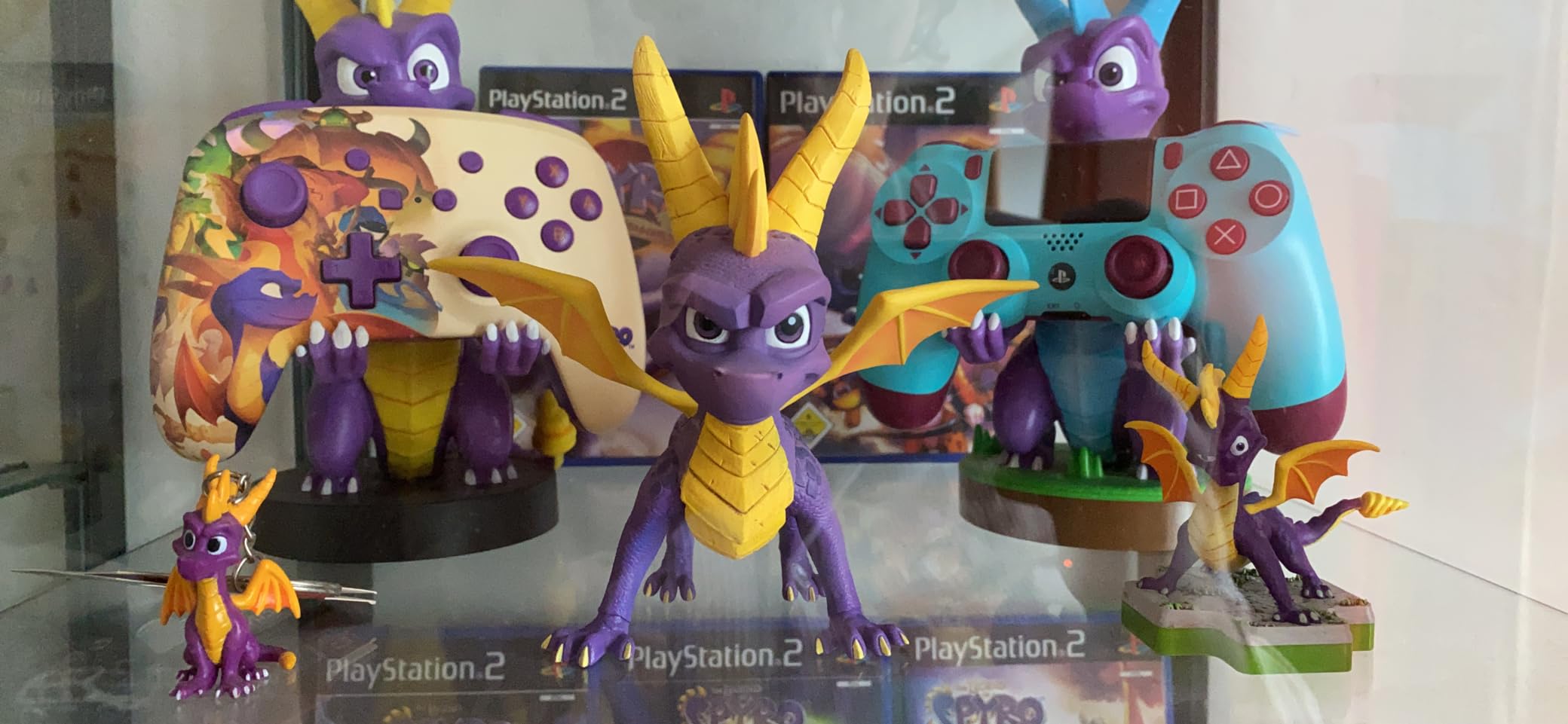 NECA 41340 Spyro Action Figure - Spyro the Dragon 18cm: Amazon.de: Games