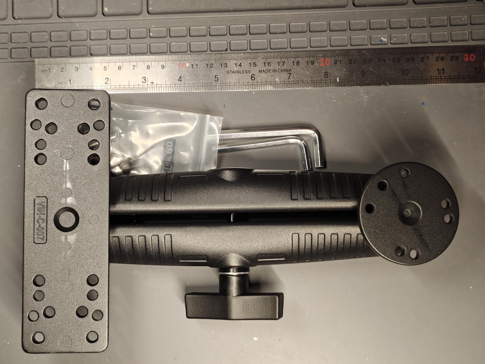 Amazon.com: WINDFRD Aluminum Fish Finder Mount with 1.5" / C Size Ball ...