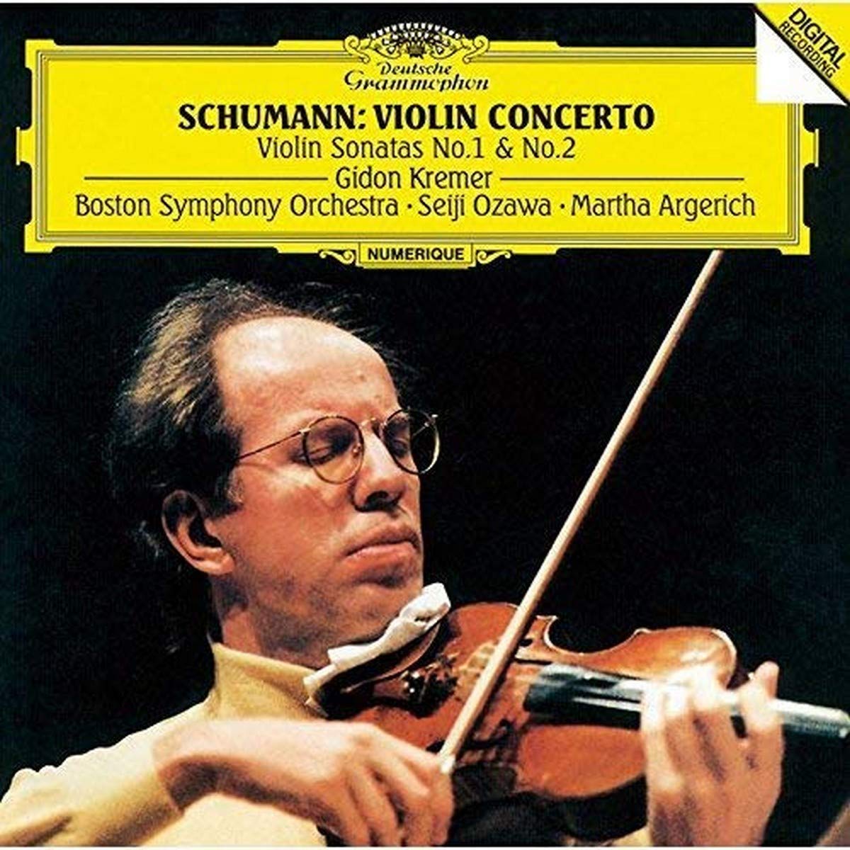 Schumann: Violin Concerto: Schumann / Kremer, Gidon: Amazon.in: Music}