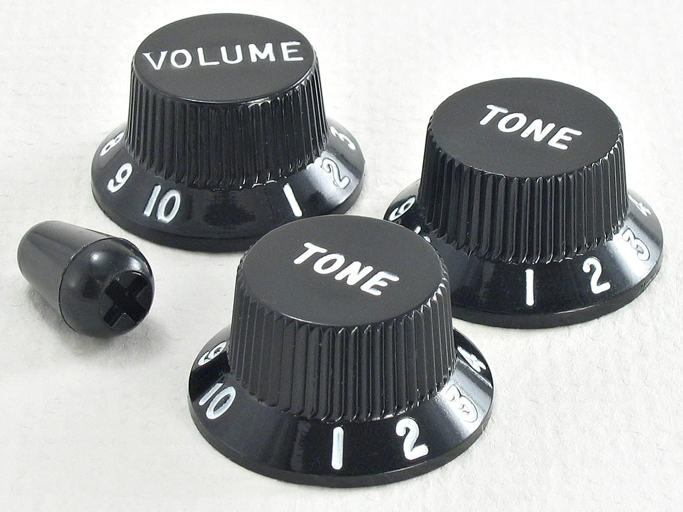 Amazon.com: ToneShaper Fender Knob Set, Strat, Aged White : Musical ...