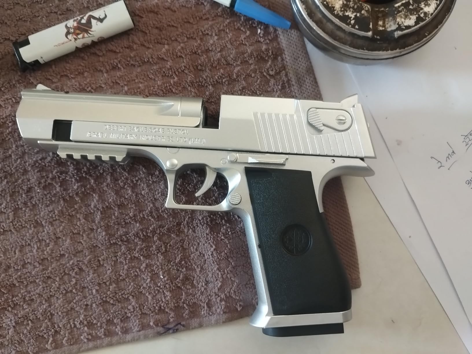 HOME BUY Toy Gun with Jump Ejectinging Magazine, Soft Bullets & Pull ...