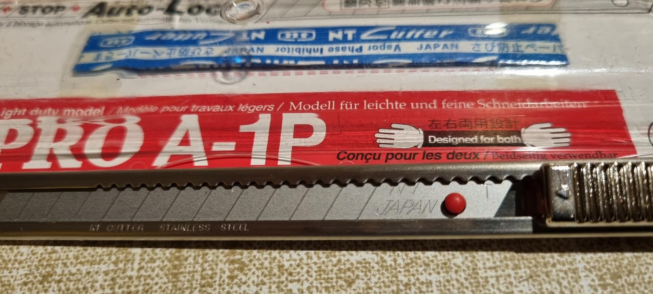 NT Cutter PRO Auto-Lock Stainless Steel Utility Knife (A-1P) 9mm ...