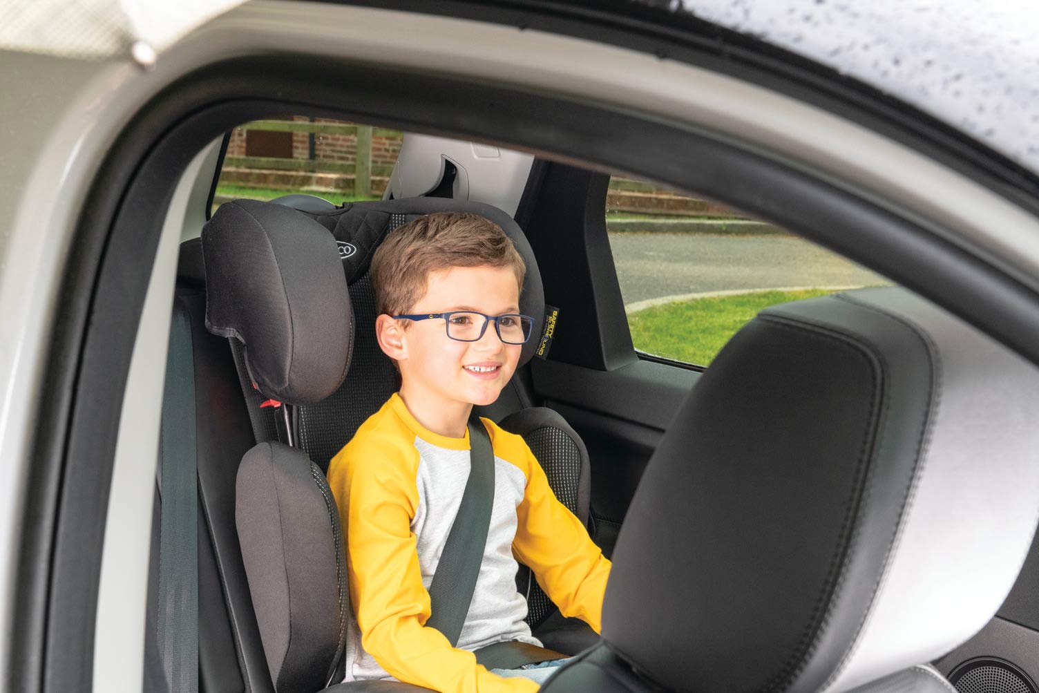 Graco Affix High Back Booster Car Seat With Isocatch Connectors at ...