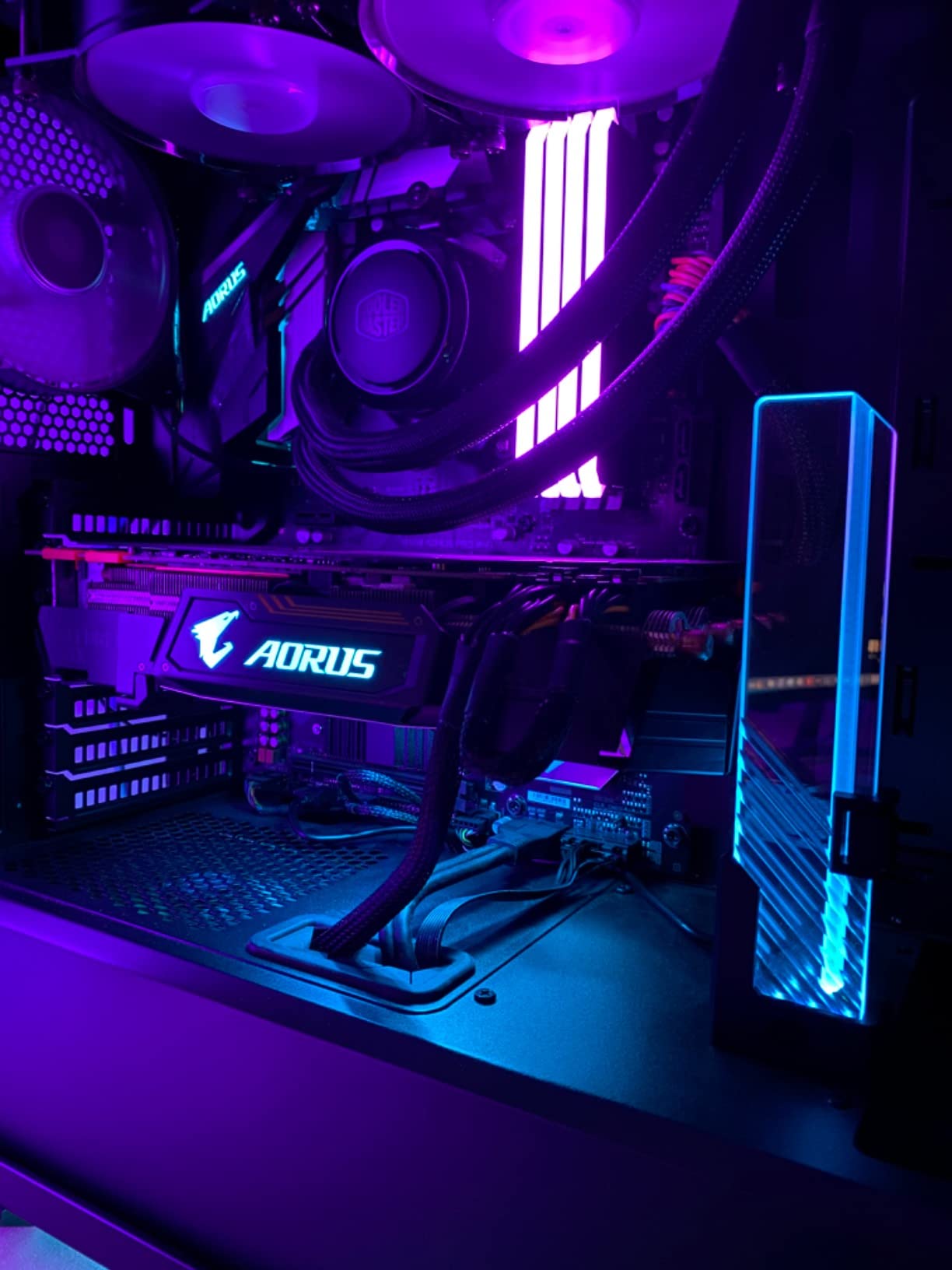 Cooler Master MasterAccessory ARGB GPU Support Bracket, Edge-Lit ARGB ...