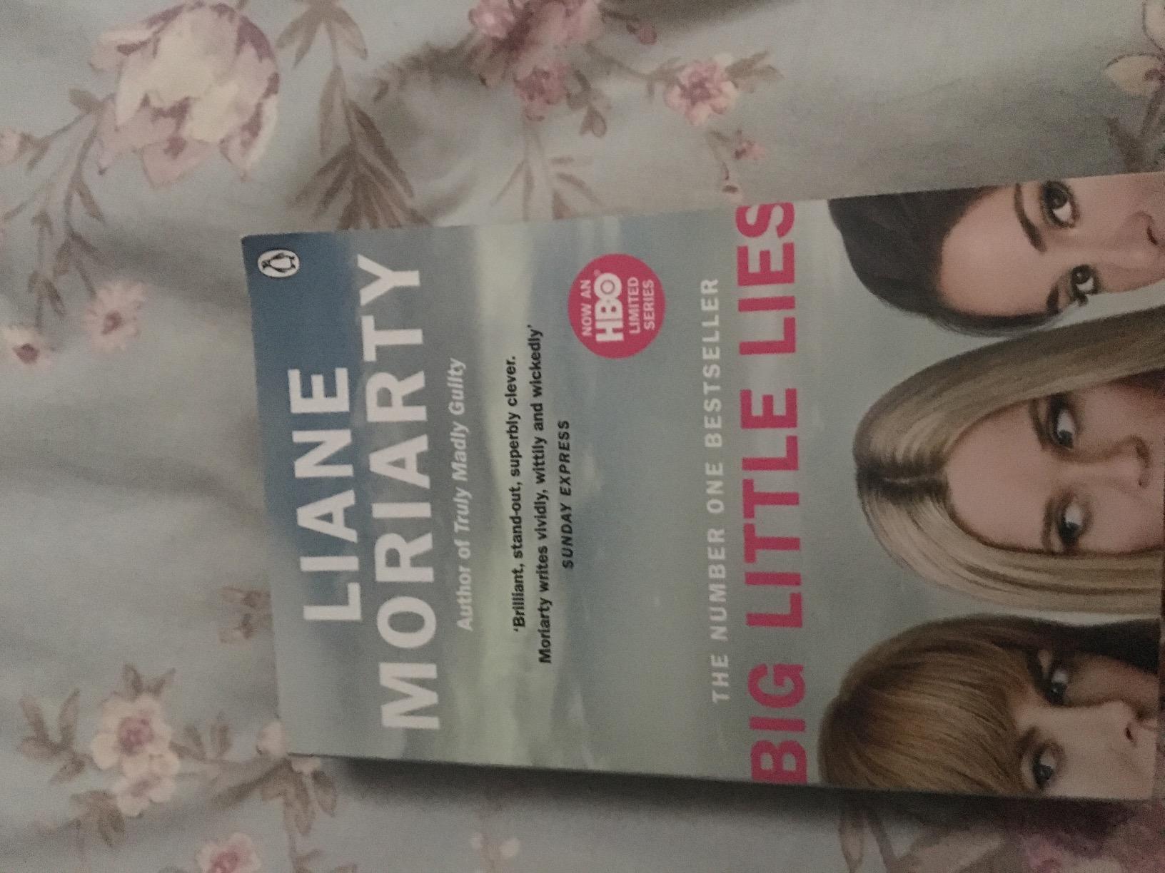 Big Little Lies: The gripping book behind the award-winning TV series ...
