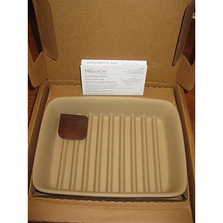 Amazon.com: Pampered Chef 1342 Small Ridged Baker, 9 x 6.75 x 1.75 ...