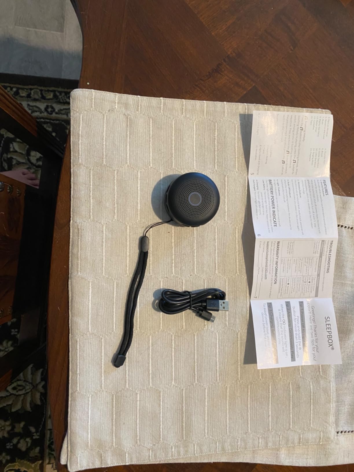 Amazon.com: Sleepbox Portable White Noise Sound Machine 30 Soothing ...