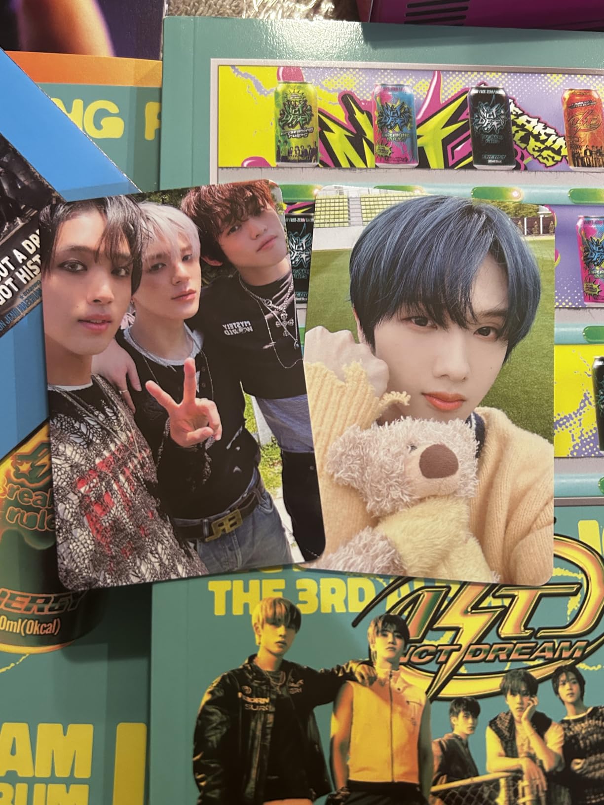 Amazon.co.jp: The 3rd Album 'ISTJ' [Vending Machine ver.]: ミュージック