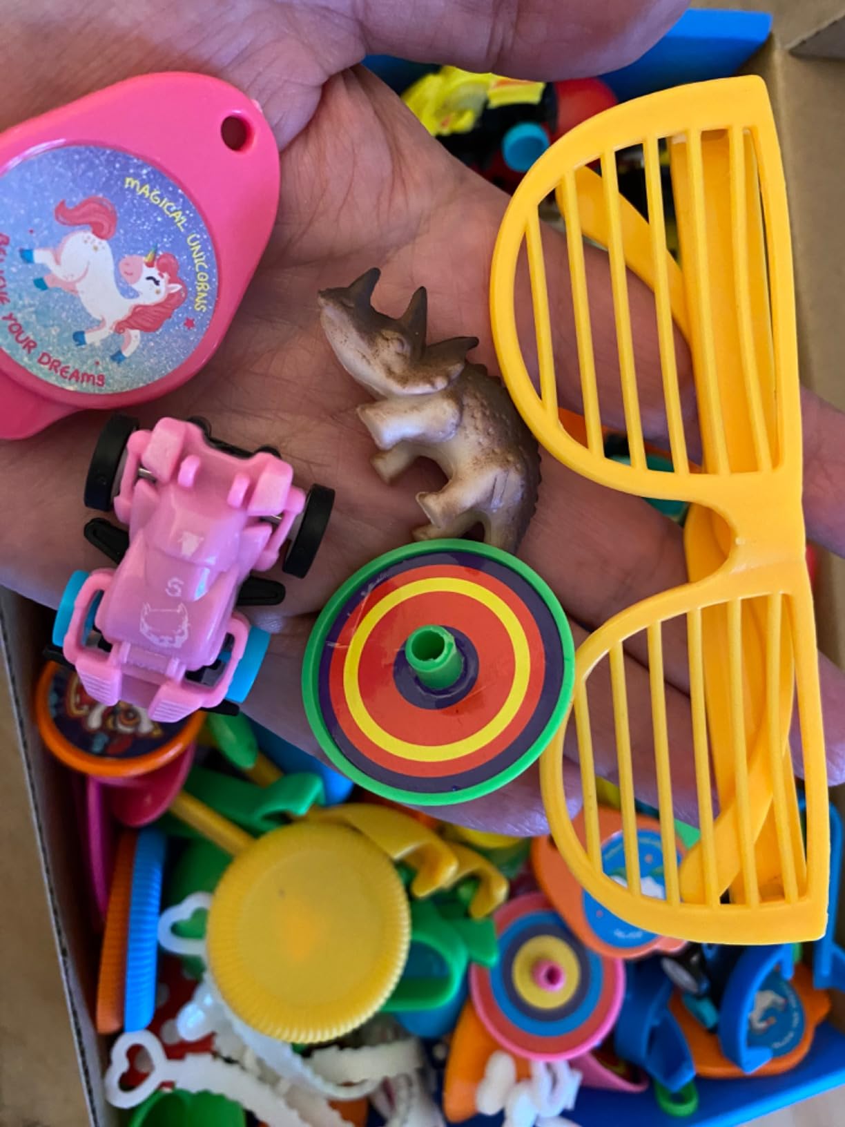 nicknack Party Bag Fillers, 200PCS Prize Box Toys Assortment for Kids ...