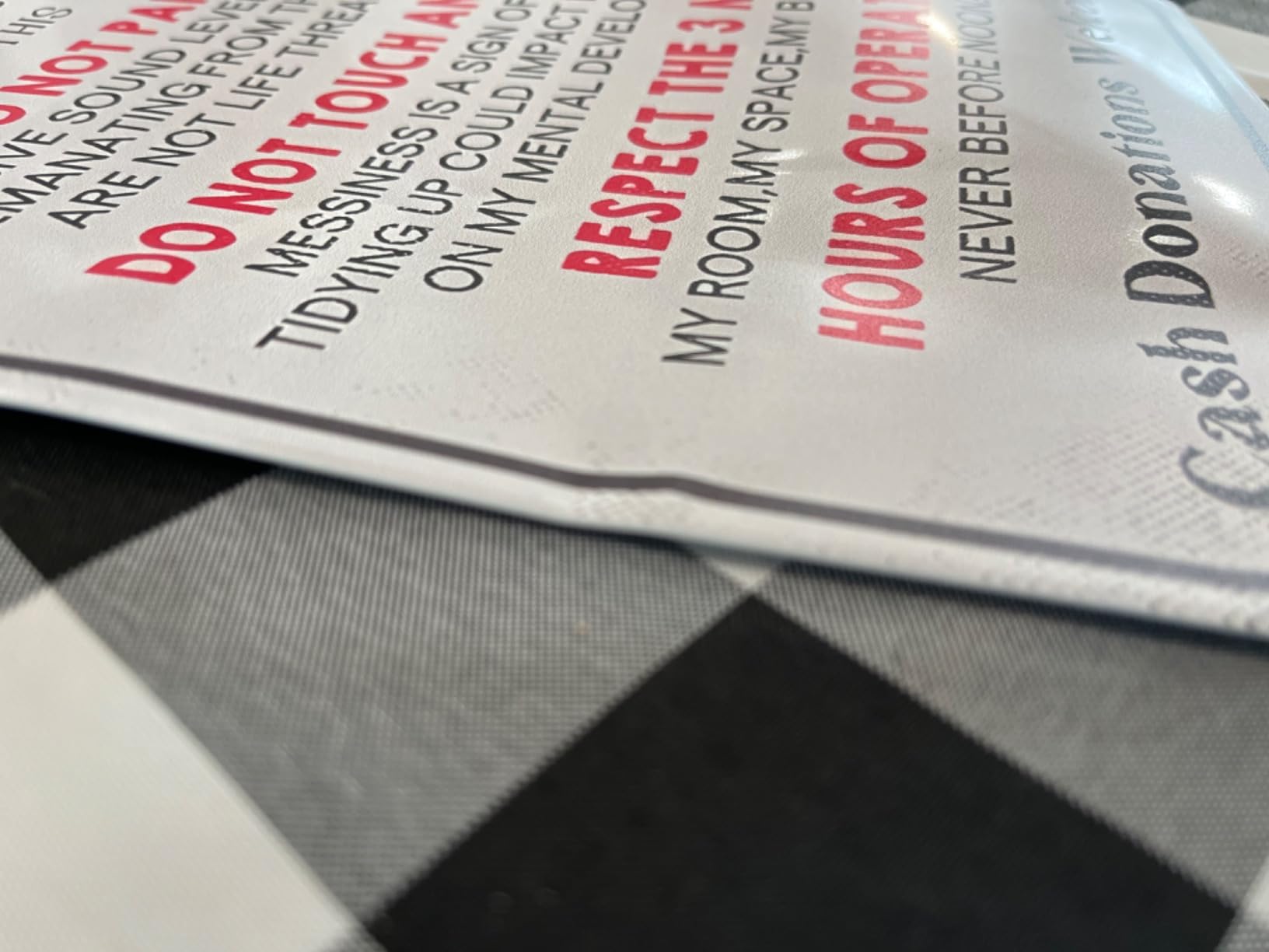 Amazon.com: EYSL Tin Signs Vintage Room Sign For Teen Girls Bedroom ...