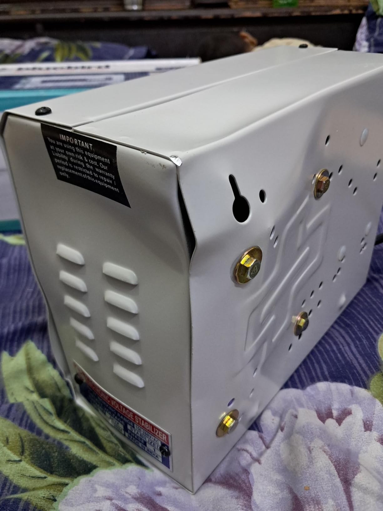 Bluebird 4 KVA Digital Voltage STABILIZER with HLC (150-280 V), Copper ...