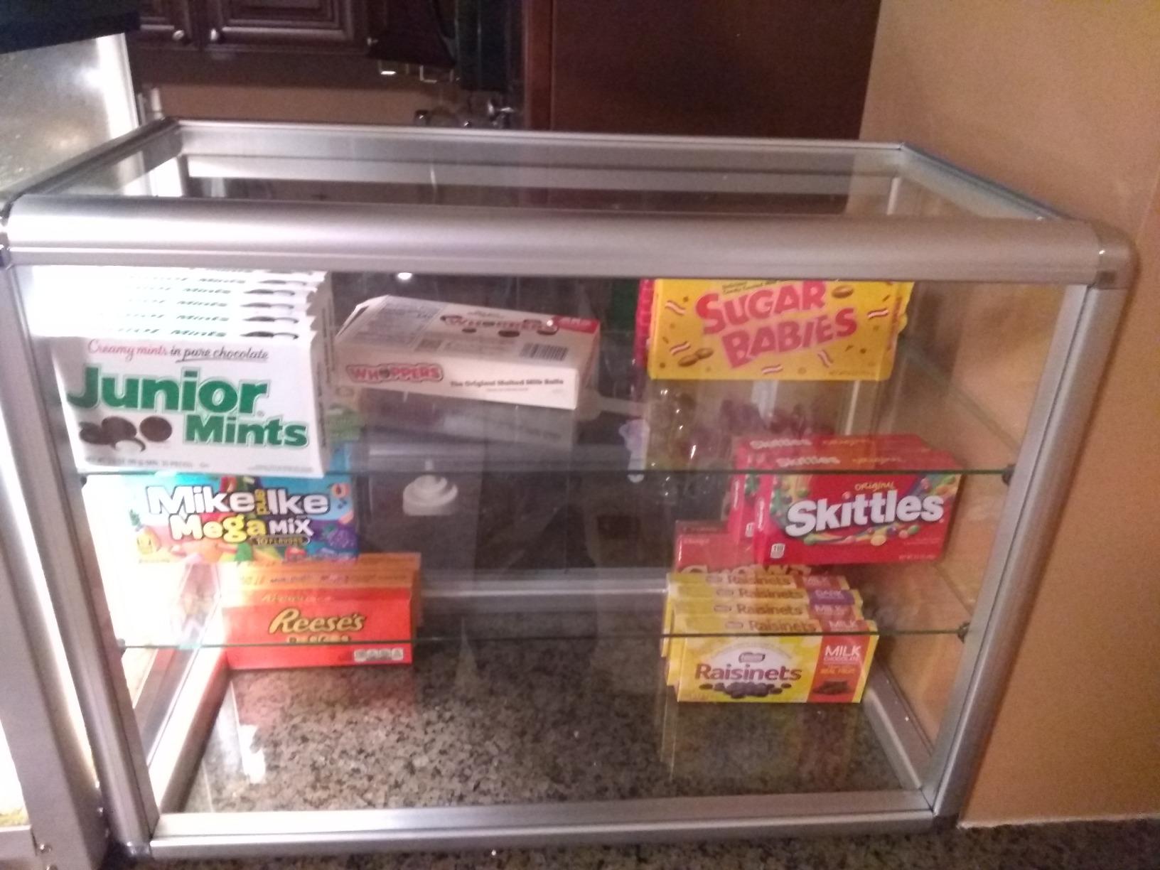 Amazon.com: Only Hangers F1301 Elegant Silver Anodized Aluminum Display ...