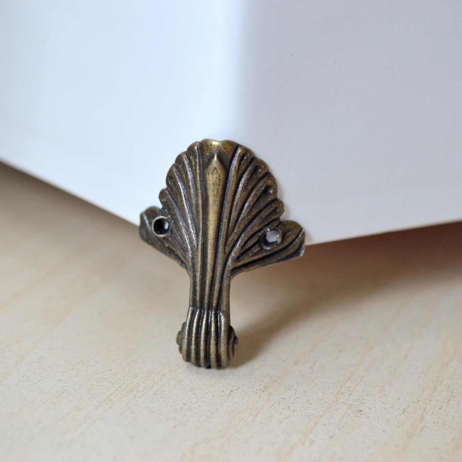 Amazon.com: 12 Pcs Vintage Bronze Wood Case Metal Legs Decorative ...