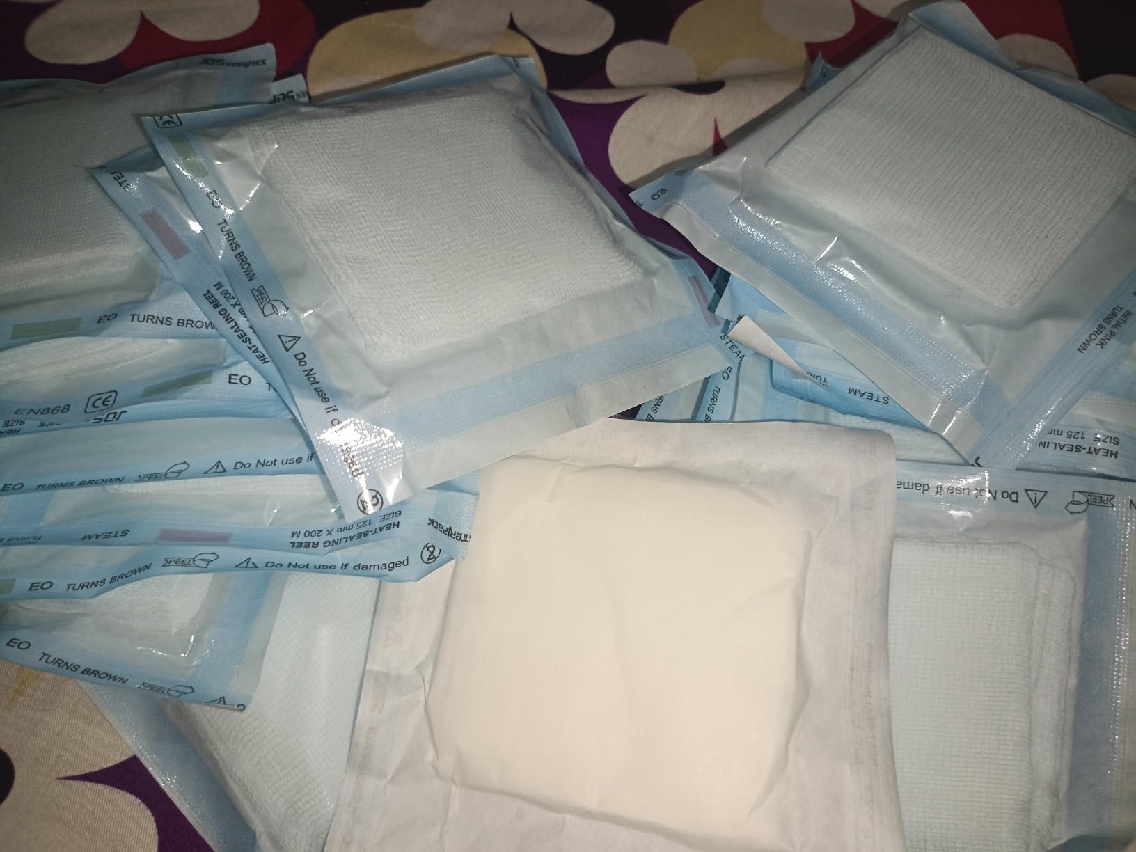 KRABER PRODUCTS Sterile Gauze 5Pcs In One Paper Pack (7.5Cm X 7.5Cm ...