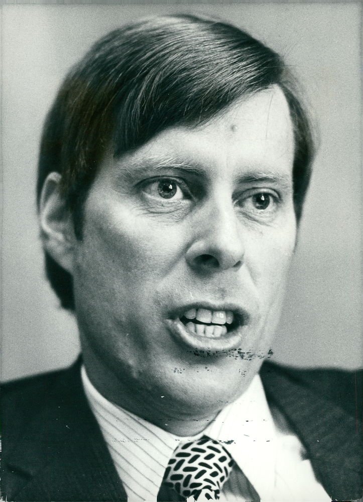 John Tunney's Instagram, Twitter & Facebook on IDCrawl