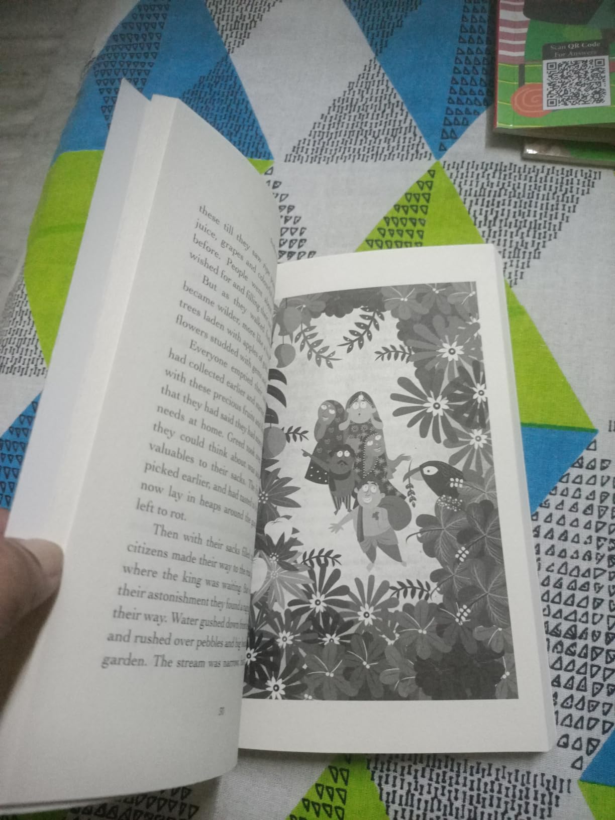 Buy Penguin 35 Collectors Edition: Grandma's Bag of Stories Book Online at Low Prices in India ...